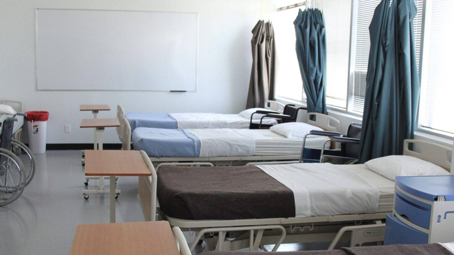 Personal Support Worker (PSW) Program in Toronto